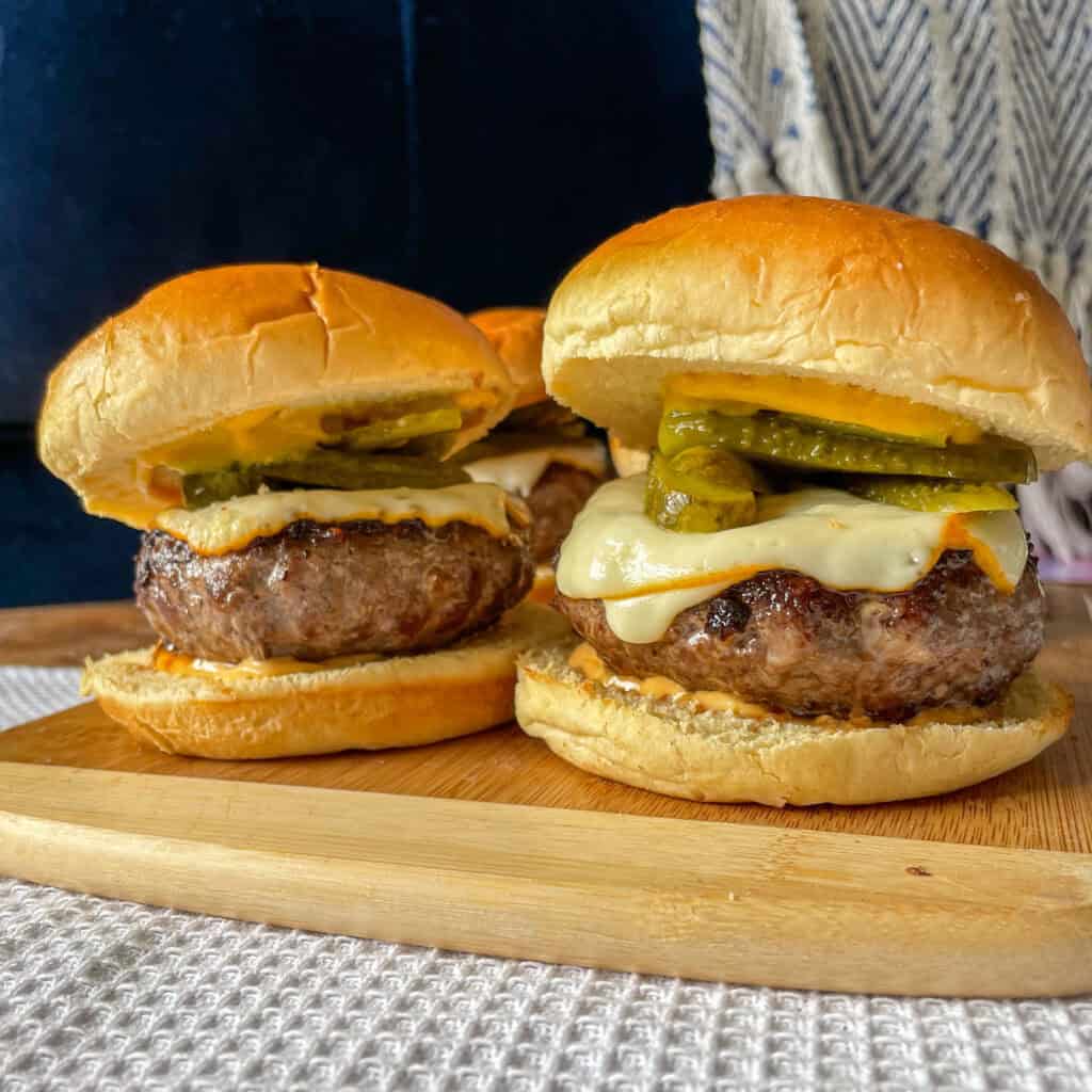 Classic Cheeseburger Recipe